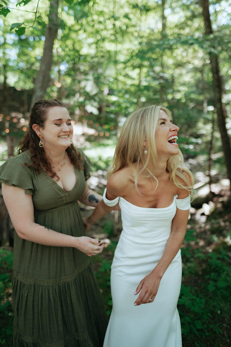 Elysha + Charlie's Summertime Glen Falls House Wedding - deirdrealston.com