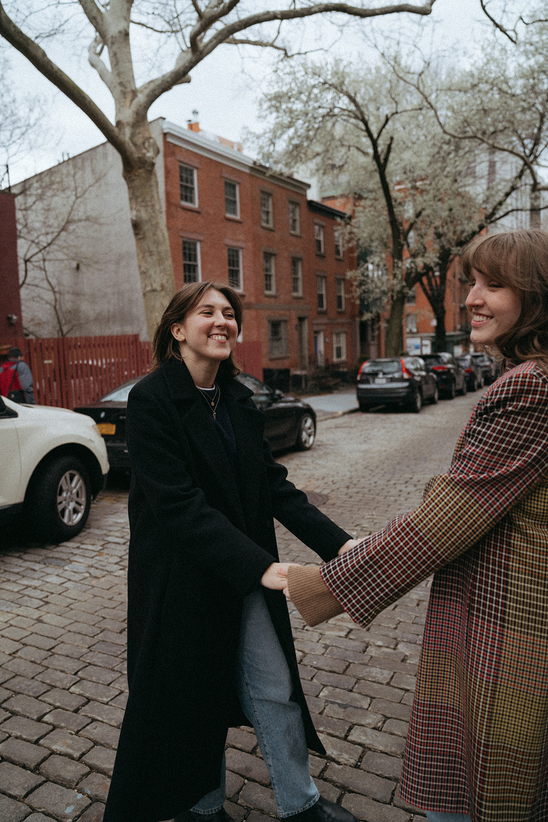 Brooke + Caitlin' Brooklyn Heights Engagement Session