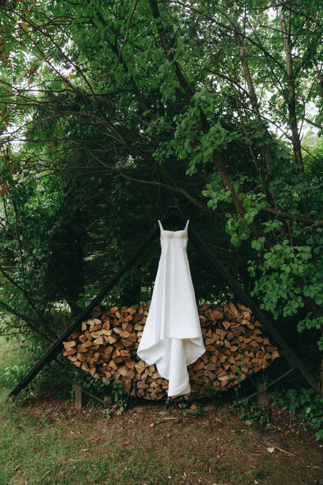 Elena + Corey's Foxfire Mountain House Wedding